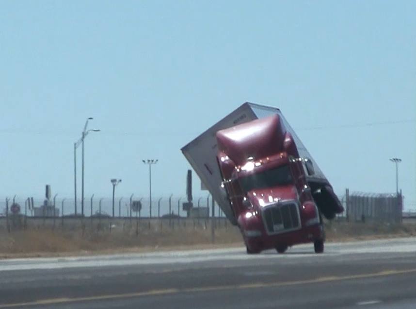 Curtainside lorry safety in high winds