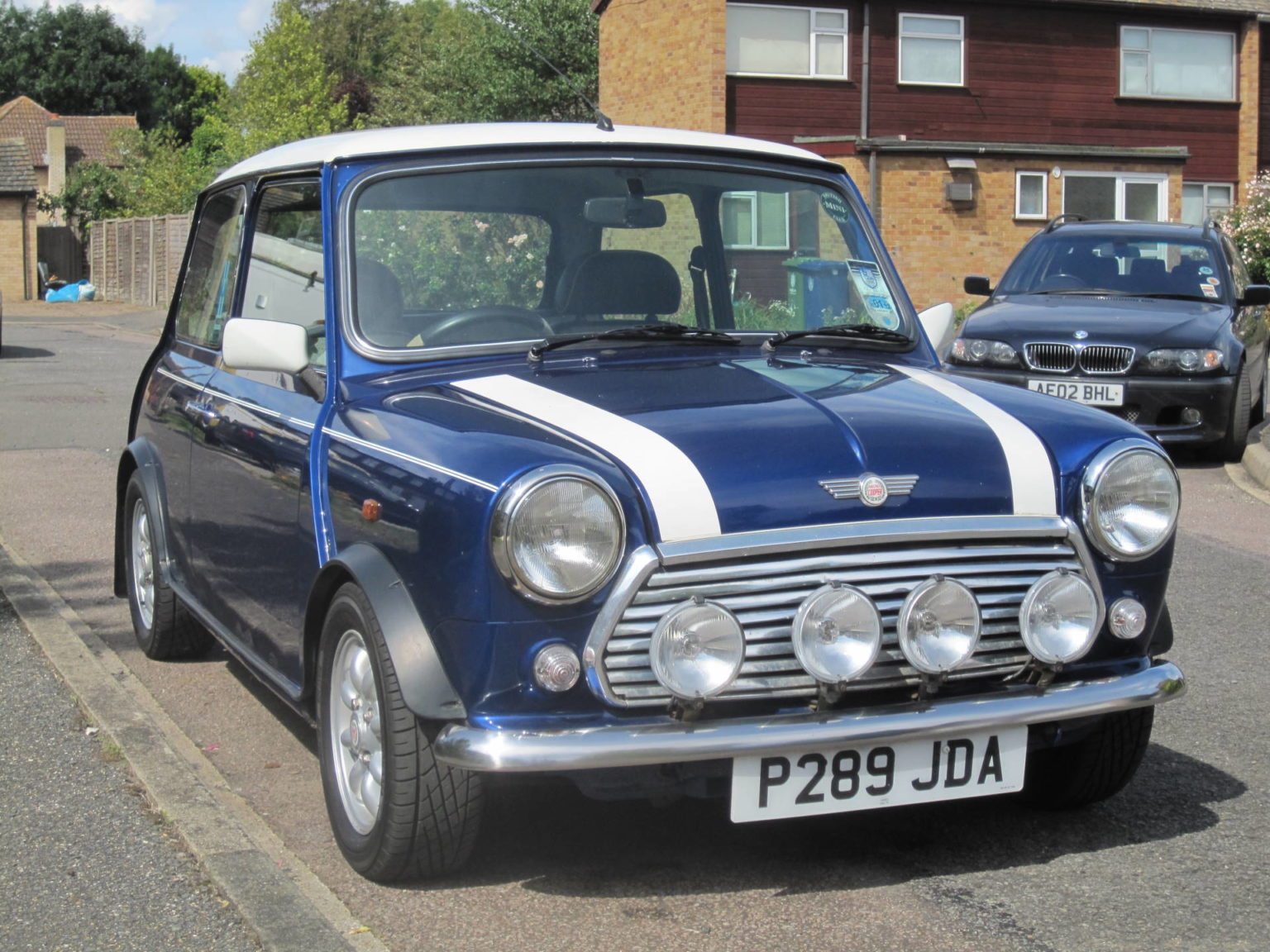 Classic Minis: special things about them | Highway Code Resources