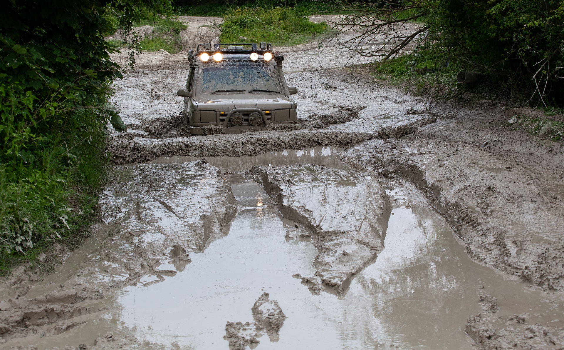 What features should a good off-road vehicle have? | Highway Code Resources