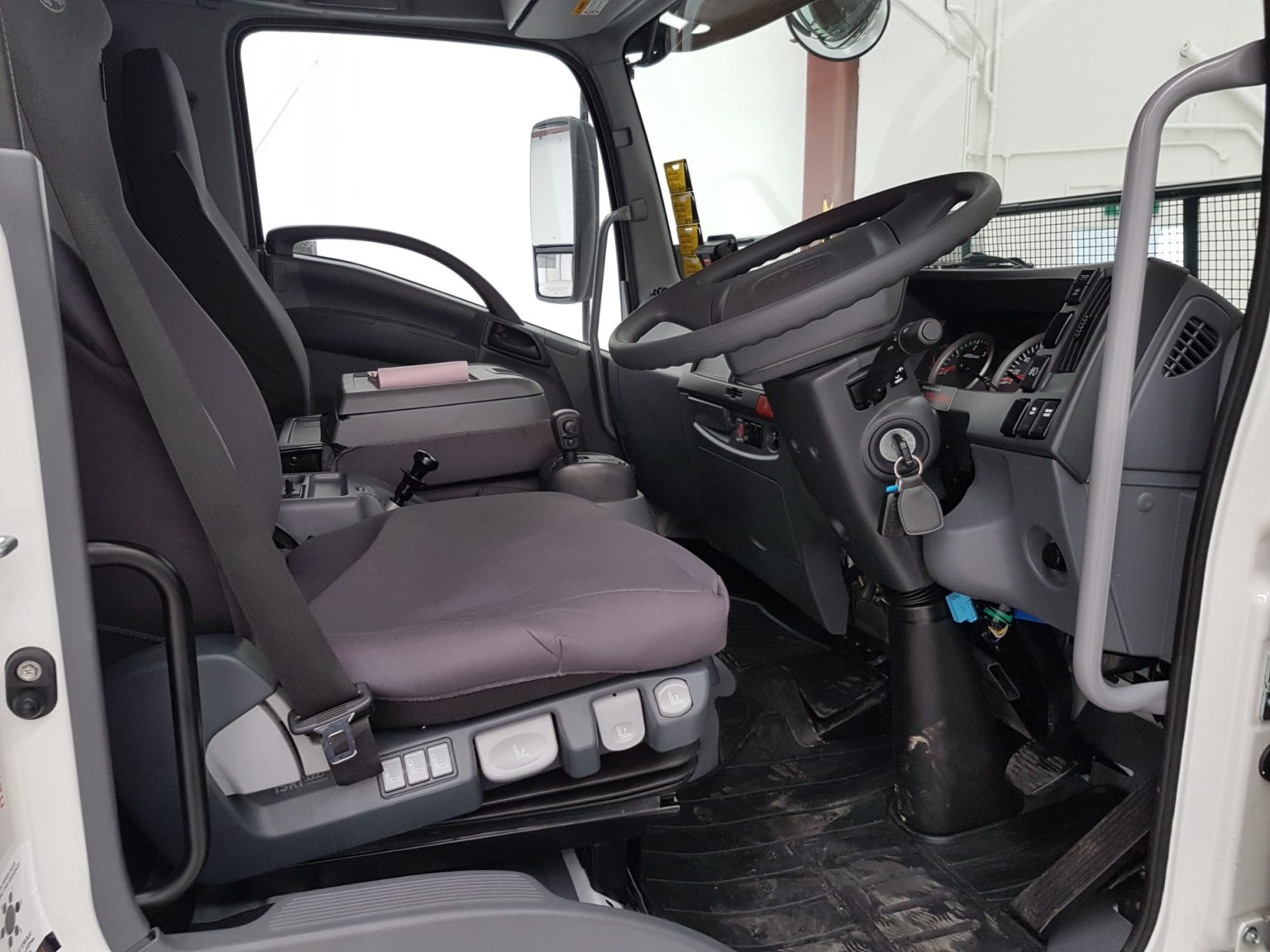 What do lorry drivers check in an in-cab inspection? | Highway Code ...