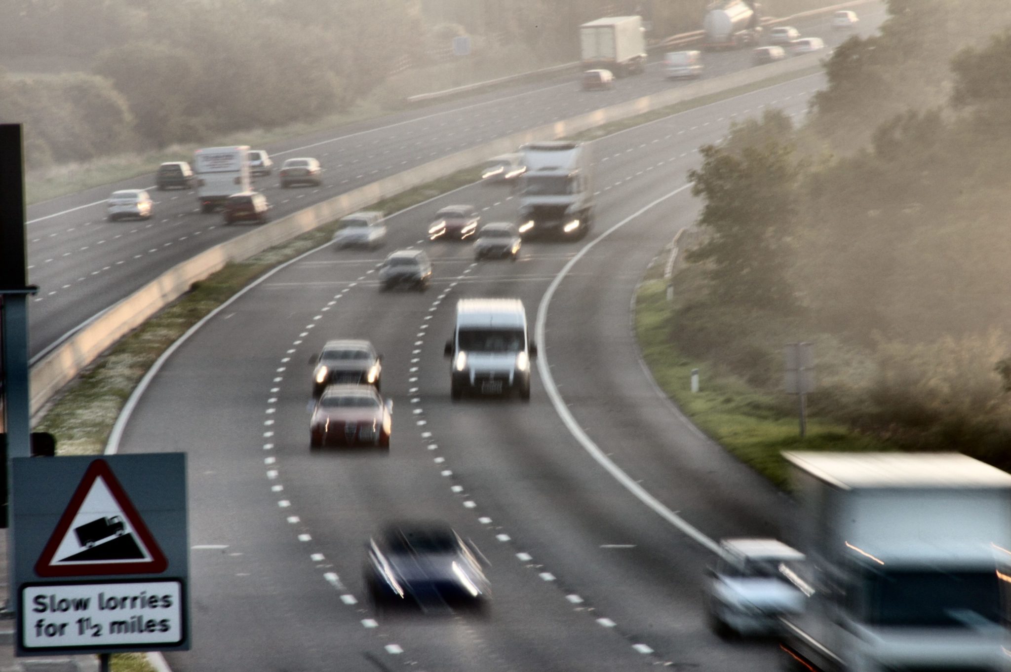 Overtaking rules: when are you allowed to pass another vehicle?