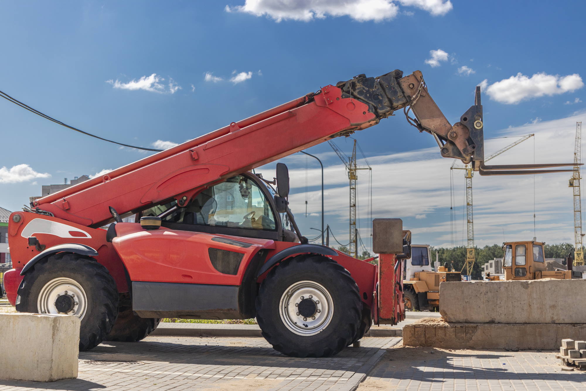 You need to unload a lorry, but don't have a forklift. What can you do?